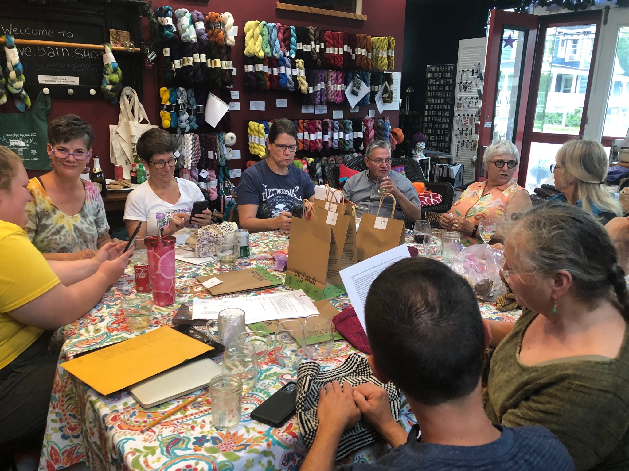 Love.Yarn.Shop. – Your local yarn shop.
